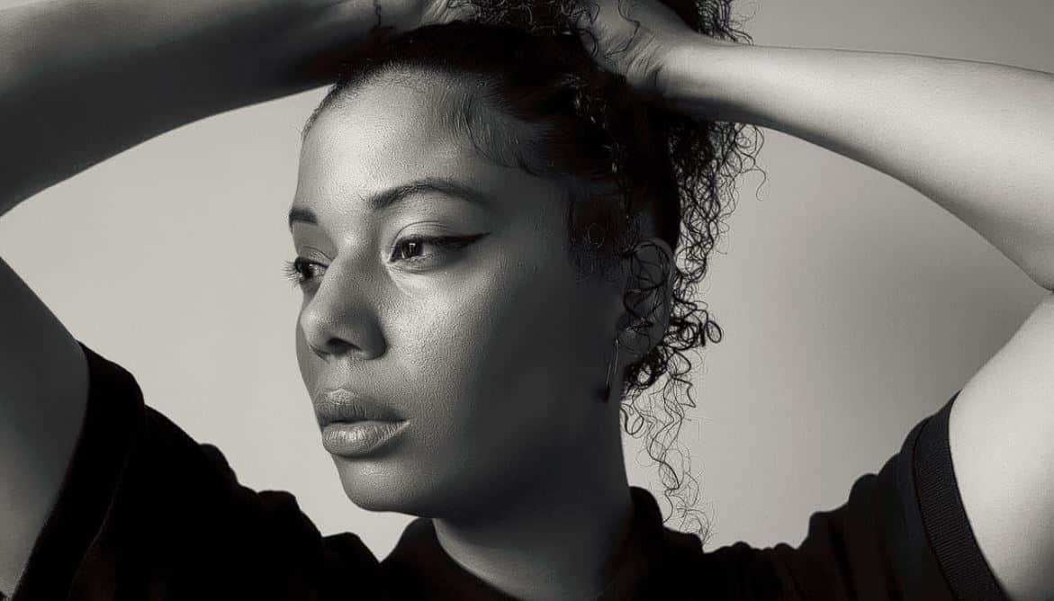 Watch the video for "Battery Low", T’Neeya's debut release under ...